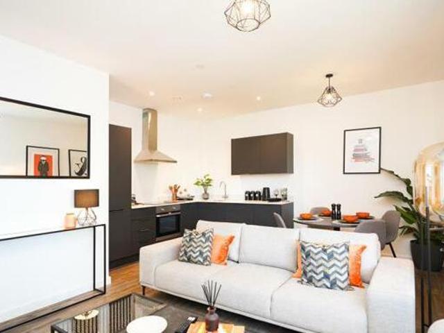 1 Bedroom Apartment For Rent In Young Street