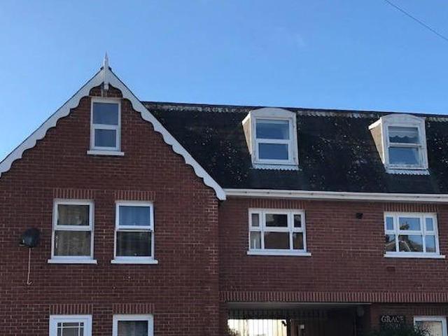 1 bedroom apartment for rent in 18 Ashby Place Southsea Hampshire PO5