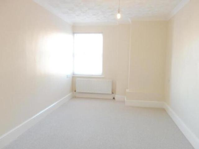 1 bedroom apartment for rent in 18 Ashby Place, SOUTHSEA, PO5