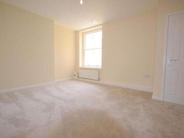 1 bedroom apartment for rent in 106 114 South Street, Town Centre, Eastbourne, BN21