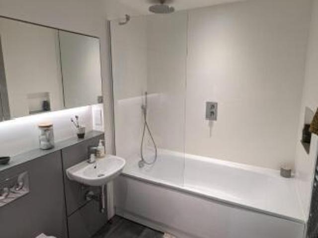 1 bedroom apartment for rent in 1102 Wood Street, Cardiff City, CF10