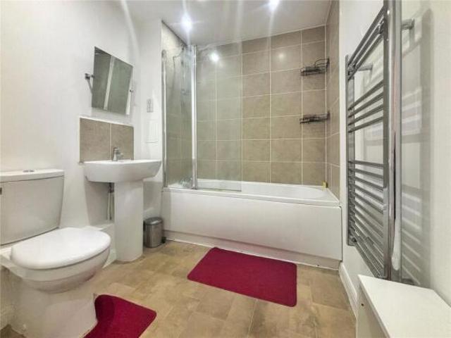 1 bedroom apartment for rent in 1A Stoke Road, Slough, Berkshire, SL2