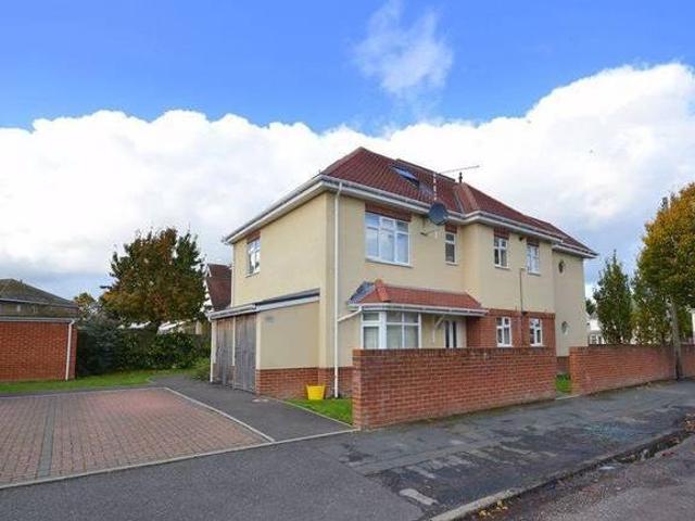 1 bedroom apartment for rent in 252 Castle Lane West Bournemouth BH8