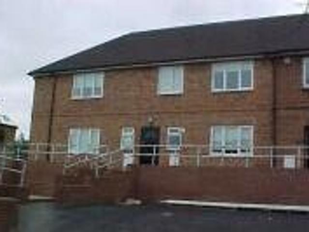 1 Bedroom Apartment For Rent In 28 Burchester Avenue, Headington