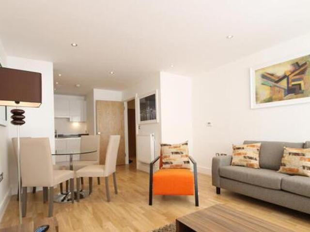 1 Bedroom Apartment For Rent In 29 Dowells Street, London