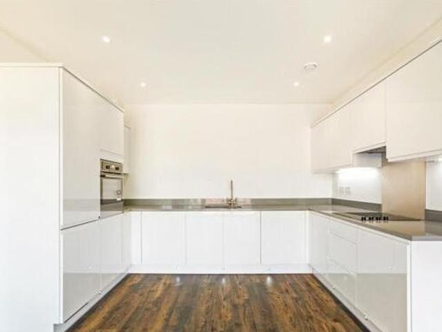 1 Bedroom Apartment For Rent In 20 Boundaries Road, London