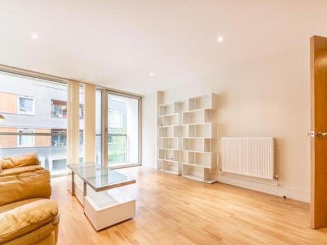 1 Bedroom Apartment For Rent In 20 Lanterns Way, London