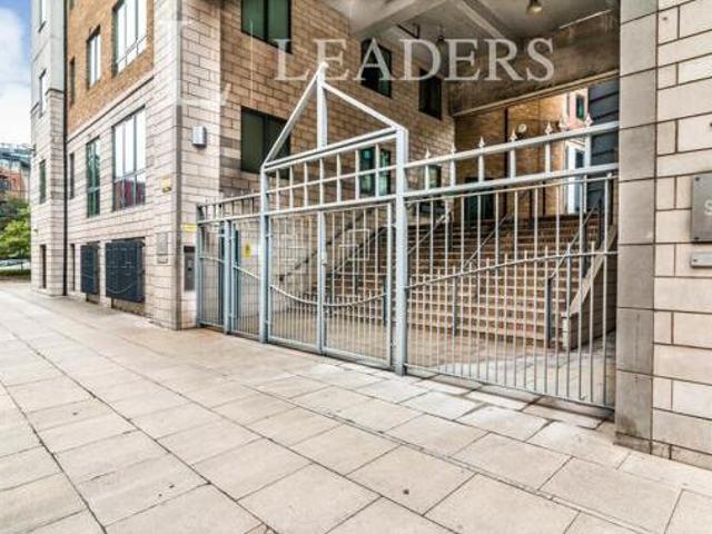1 Bedroom Apartment For Rent In 39 City Road East, Manchester