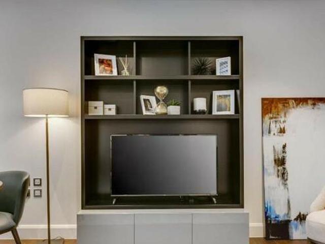1 Bedroom Apartment For Rent In 31 Harbour Way, London