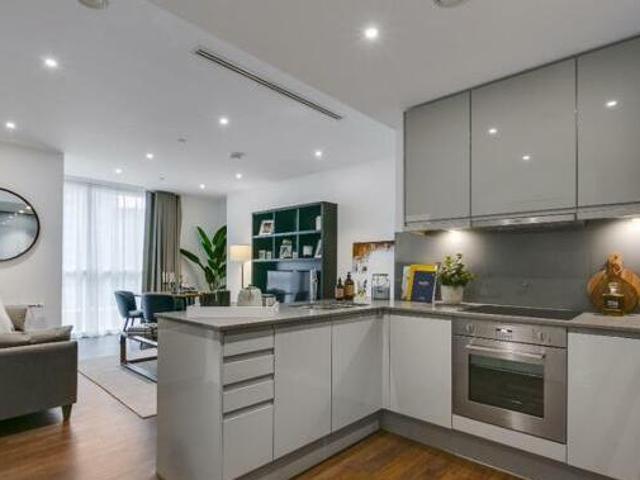 1 Bedroom Apartment For Rent In 31 Harbour Way, London