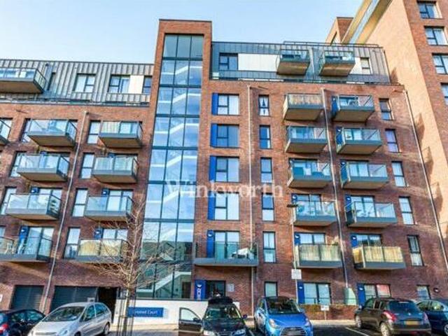 1 Bedroom Apartment For Rent In 3 Shearwater Drive, London