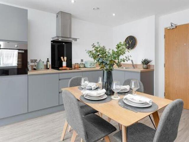 1 Bedroom Apartment For Rent In 3 William Jessop Way, Liverpool