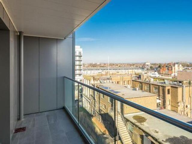 1 Bedroom Apartment For Rent In 450 High Road