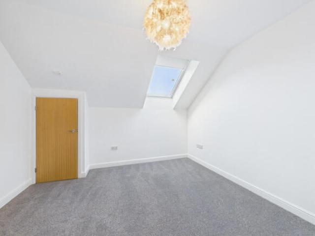 1 bedroom apartment for rent in 46 Chanterlands Avenue, Hull, North Humberside, HU5