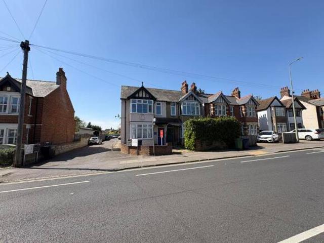 1 bedroom apartment for rent in 40 Windmill Road, Headington, OX3