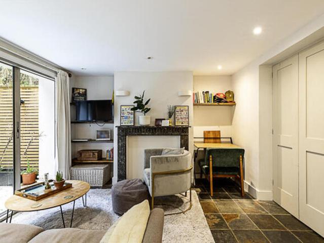 1 bedroom apartment for rent in 5 Carmel Court, Holland Street, W8