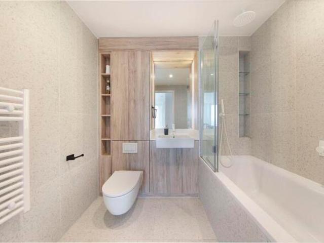 1 bedroom apartment for rent in 5 Tapestry Way, Whitechapel, E1