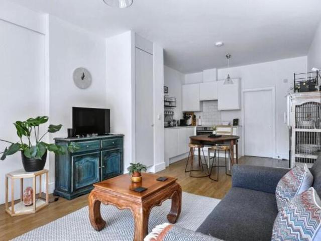 1 bedroom apartment for sale in Maids Causeway, Cambridge, CB5