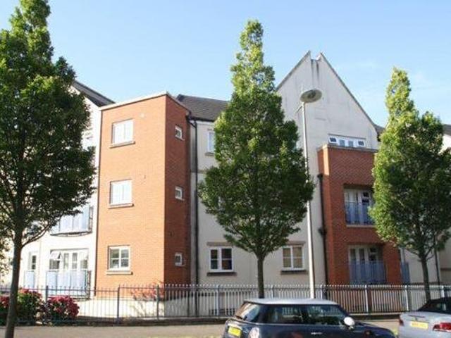 1 Bedroom Apartment For Sale In Mangotsfield, Bristol