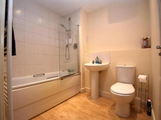1 bedroom apartment for sale in Merbury Close, London, SE28