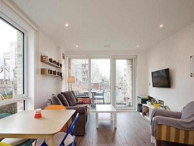 1 Bedroom Apartment For Sale In Mill Hill