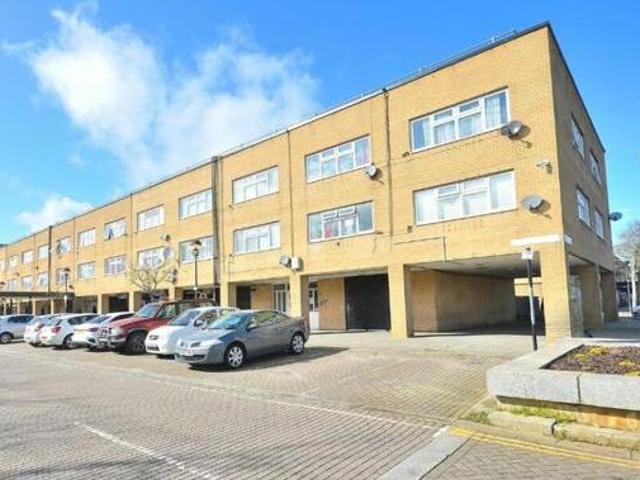 1 Bedroom Apartment For Sale In Milton Keynes
