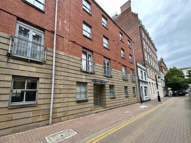 1 Bedroom Apartment For Sale In Mount Stuart Square, Cardiff