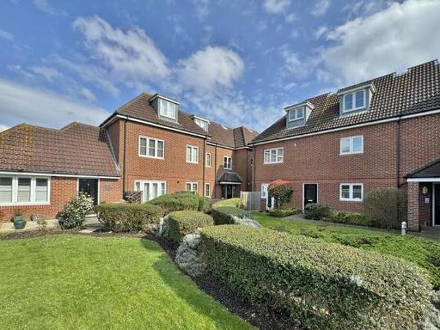 1 Bedroom Apartment For Sale In Nelson Avenue