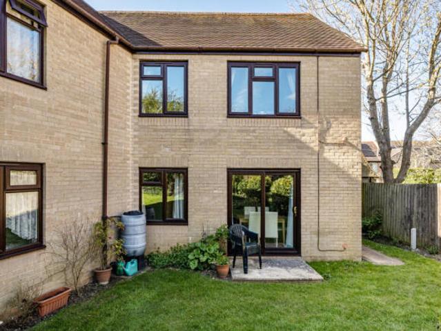 1 bedroom apartment for sale in New Cross Road, Headington, Oxford, Oxfordshire, OX3