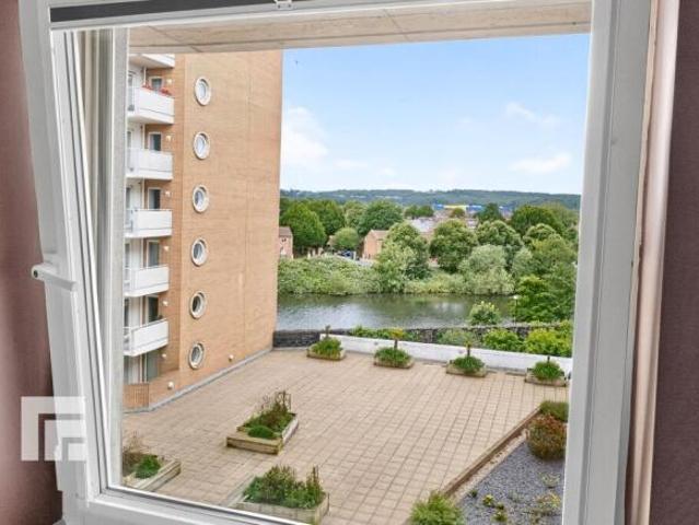 1 bedroom apartment for sale in Nice House, Hansen Court, Century Wharf, Cardiff, CF10