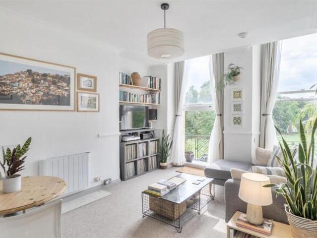 1 bedroom apartment for sale in Norfolk Crescent, Bath, BA1