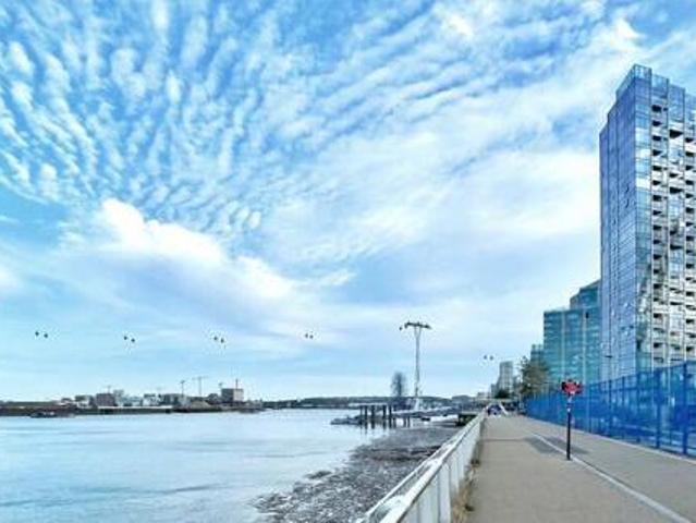 1 Bedroom Apartment For Sale In North Greenwich, London