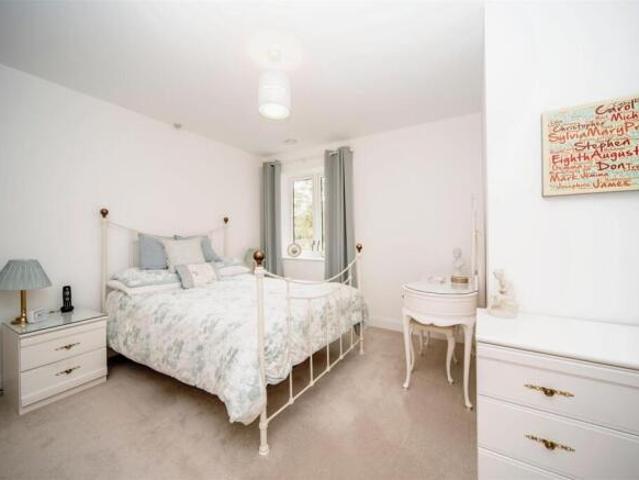 1 bedroom apartment for sale in Oakhill Place, High View, Bedford, Bedfordshire, MK41 8FB, MK41