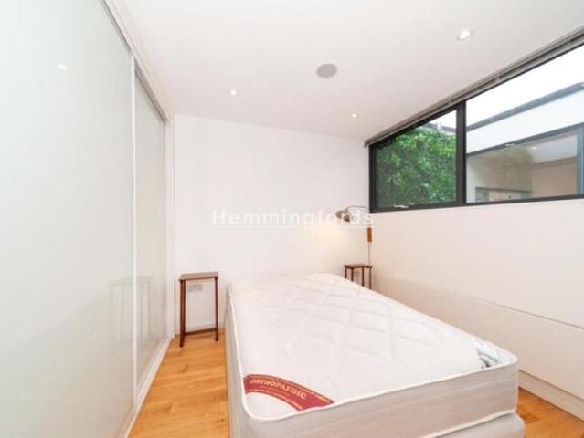 1 bedroom apartment for sale in Old Street, London, EC1V