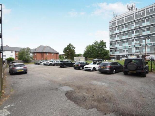 1 bedroom apartment for sale in Ongar Road, Brentwood, CM15