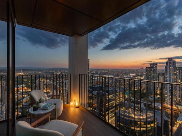 1 bedroom apartment for sale in One Thames Quay, Canary Wharf, E14