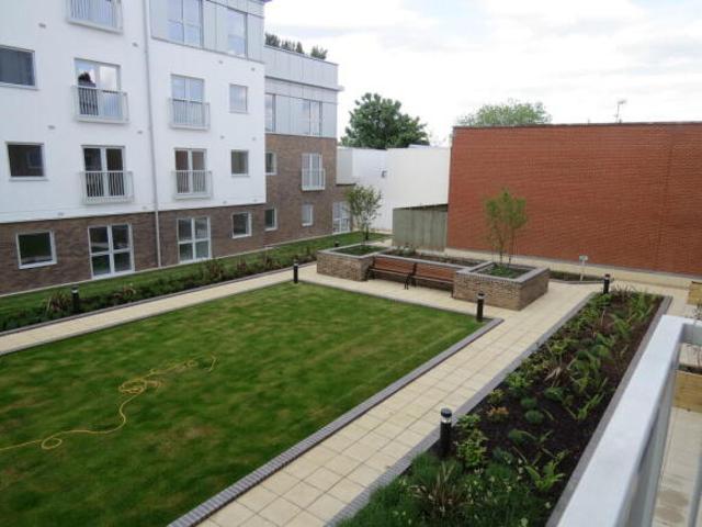 1 bedroom apartment for sale in Austen House, Station View, Guildford, GU1