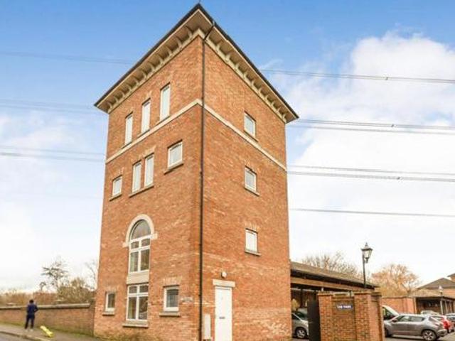 1 Bedroom Apartment For Sale In Aylesbury, Buckinghamshire