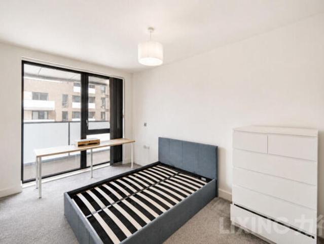 1 bedroom apartment for sale in Aberfeldy Village, New Village Avenue, E14