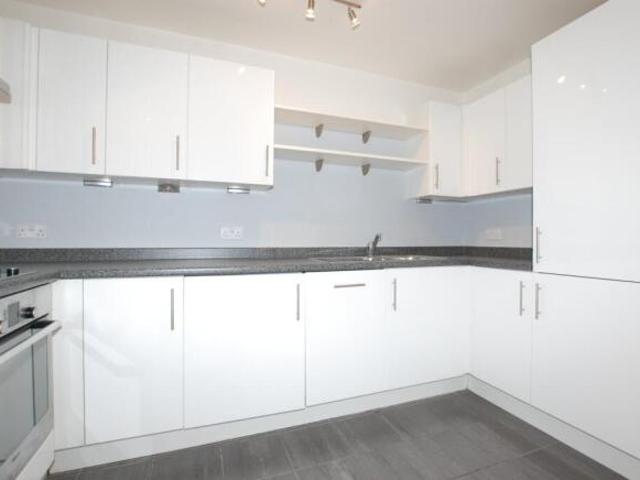 1 bedroom apartment for sale in Albemarle Road, Beckenham, Kent, BR3