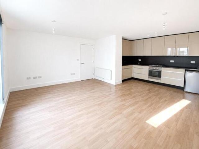 1 bedroom apartment for sale in Alencon Link, Basingstoke, Hampshire, RG21