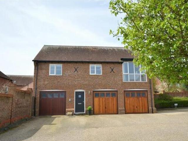 1 Bedroom Apartment For Sale In Alton, Hampshire