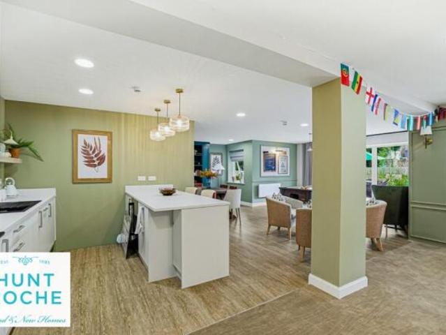 1 bedroom apartment for sale in Apartment 48, Haydn Place, Brighten Road, Southend On Sea, Essex, SS1