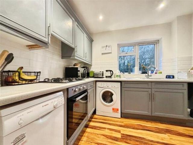 1 bedroom apartment for sale in Armour Hill, Tilehurst, Reading, RG31