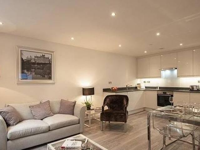 1 bedroom apartment for sale in Ashley Road Altrincham WA14 2YL WA14