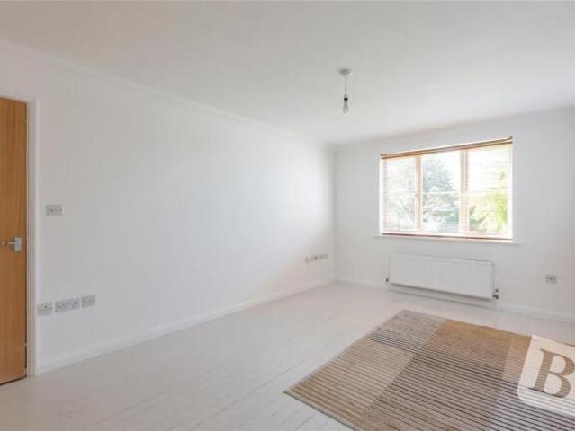 1 bedroom apartment for sale in Buckingham Court, Carlisle Road, Romford, RM1