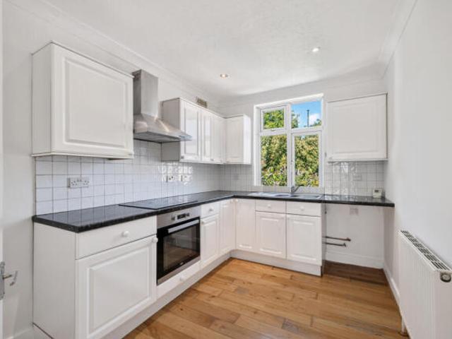 1 bedroom apartment for sale in Bushey Road, Raynes Park, SW20