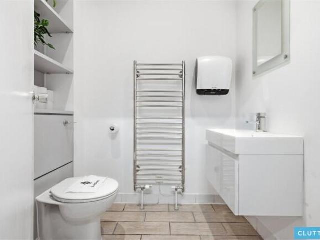 2 bedroom apartment for sale in Butlers & Colonial Wharf, London, SE1