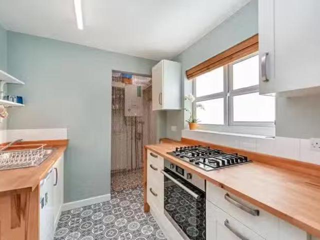 1 Bedroom Apartment For Sale In B Chester Road, Penyffordd, CH4