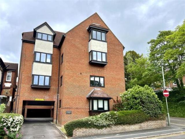 1 bedroom apartment for sale in Baillie Road, Guildford, Surrey, GU1